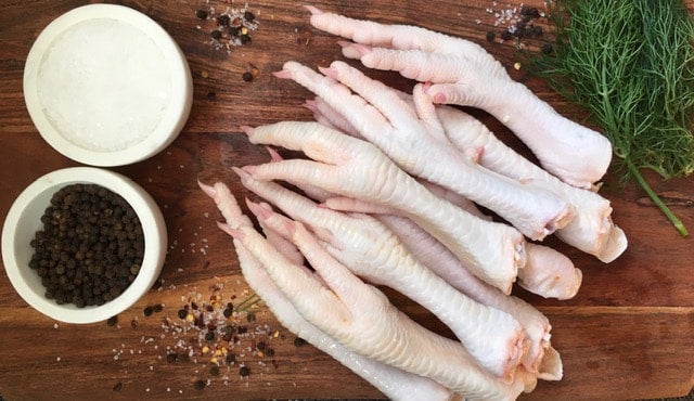 Pasture-Raised Non-GMO Chicken Feet